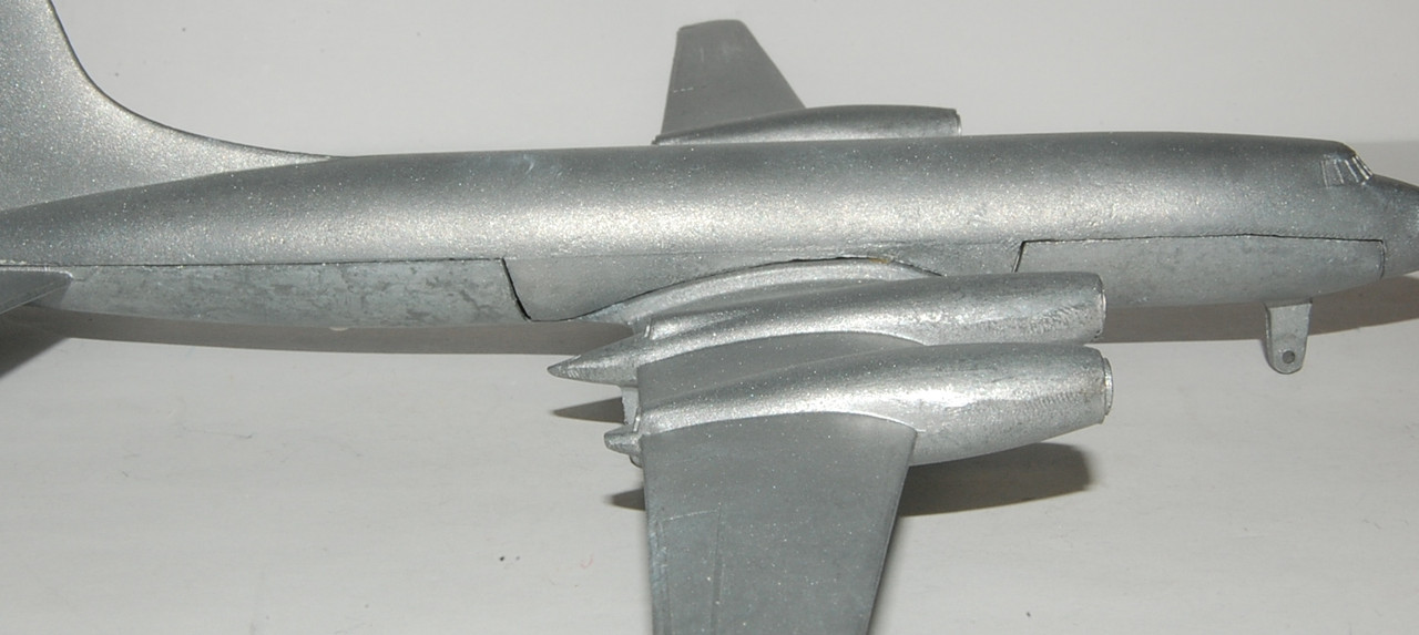 Dinky 998 Bristol Britannia 17 — Postimages