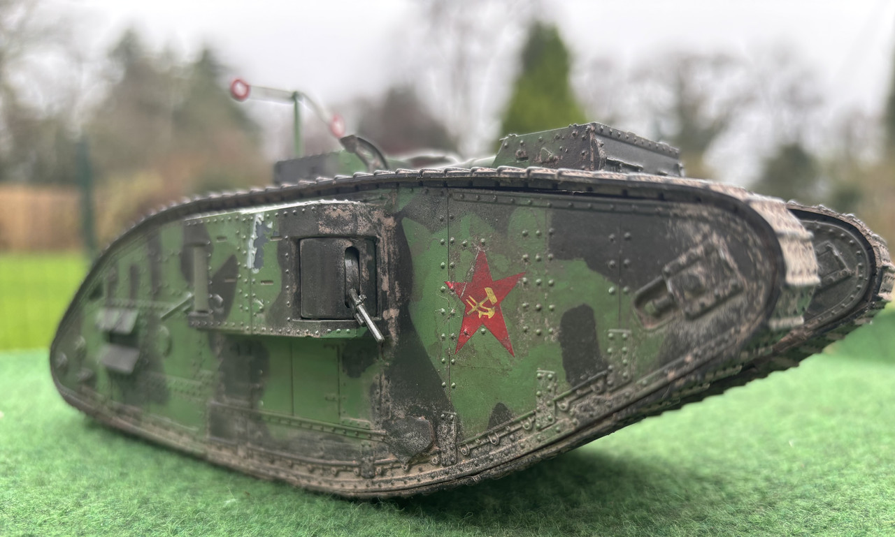 Emhar 1/35 MKV heavy ‘Hermaphrodite’ Russian markings - Finished - Page ...