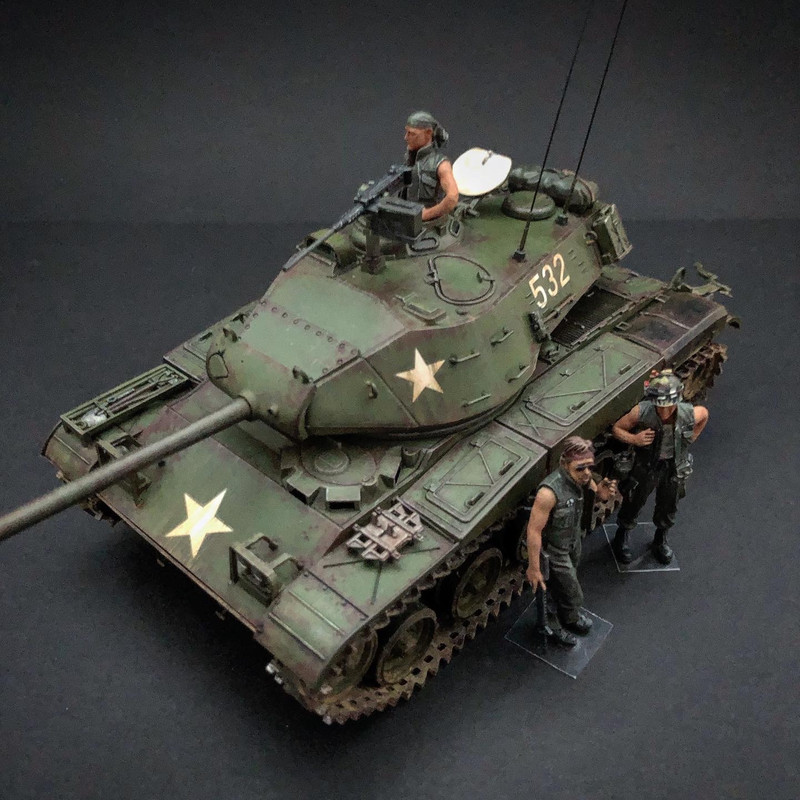 Tamiya 1/35 M41 Walker Bulldog with aftermarket figures. - Ready for ...
