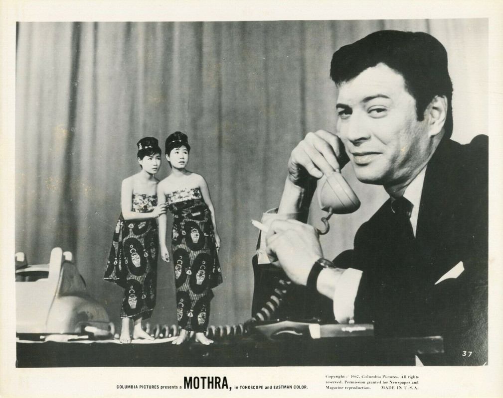 peaniuts 61 mothra — Postimages