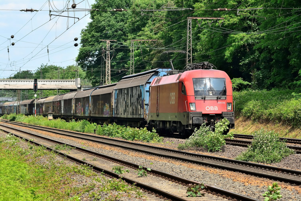 Drehscheibe Online Foren :: 03/02 - Bild-Sichtungen :: Heute zuerst ...