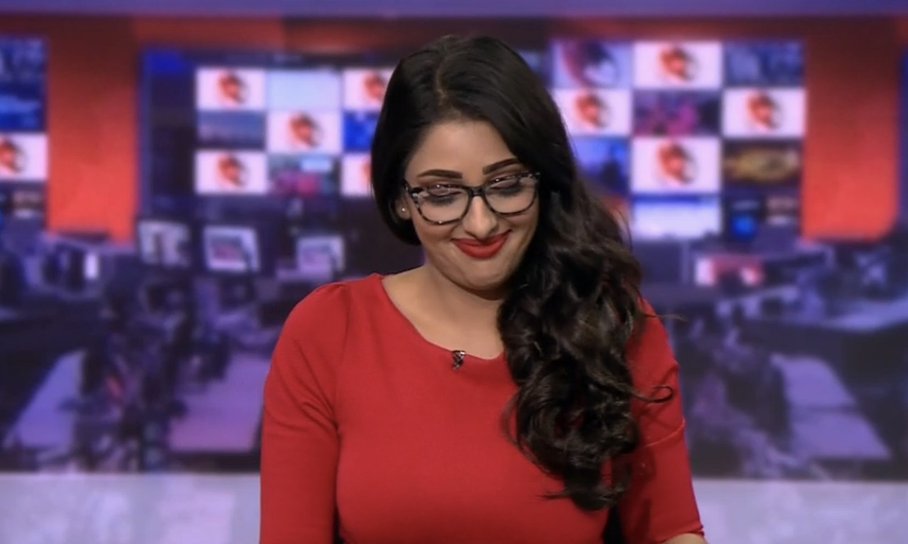 2216882 E 127 C 44 E3 846 E DCA88 D8 C084 C — Postimages