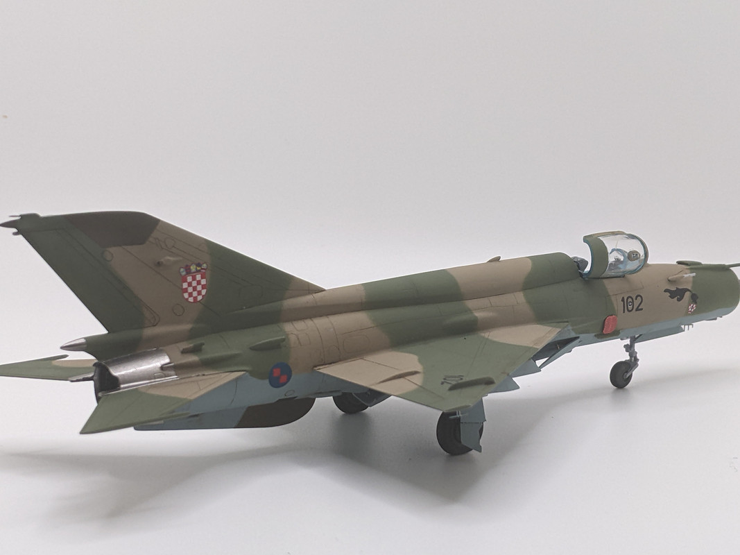 Zvezda 1/72 MiG-21bis - Ready for Inspection - Aircraft - Britmodeller.com