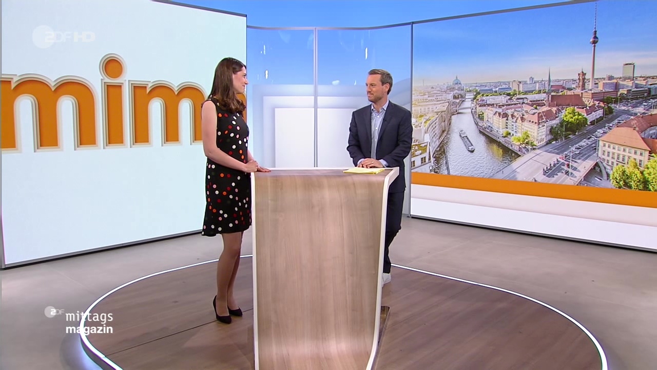 Christa Stipp ZDF Mi Ma Wetter 24 06 2019 pp 48 — Postimages