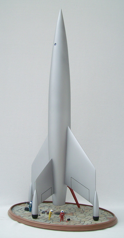 Masterpiece Models 1/48 Scale Luna Spaceship Diorama From the Movie ...
