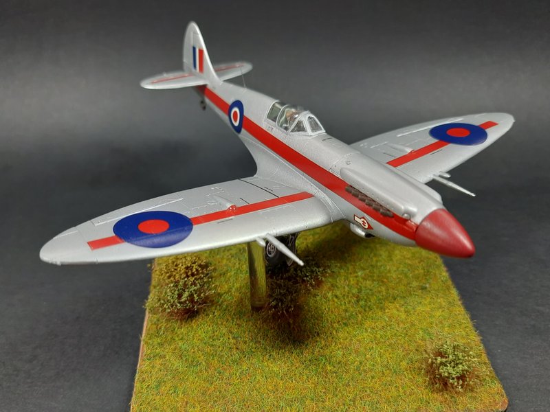 Supermarine Spitfire Mk. XIV - Kings Cup Race, 1946. - Ready for ...