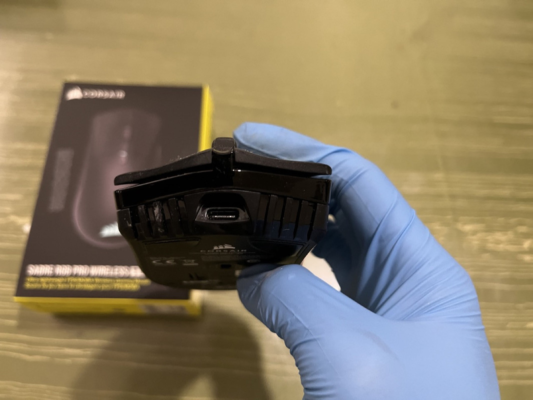 Corsair Sabre RGB Pro Wireless 6 — Postimages