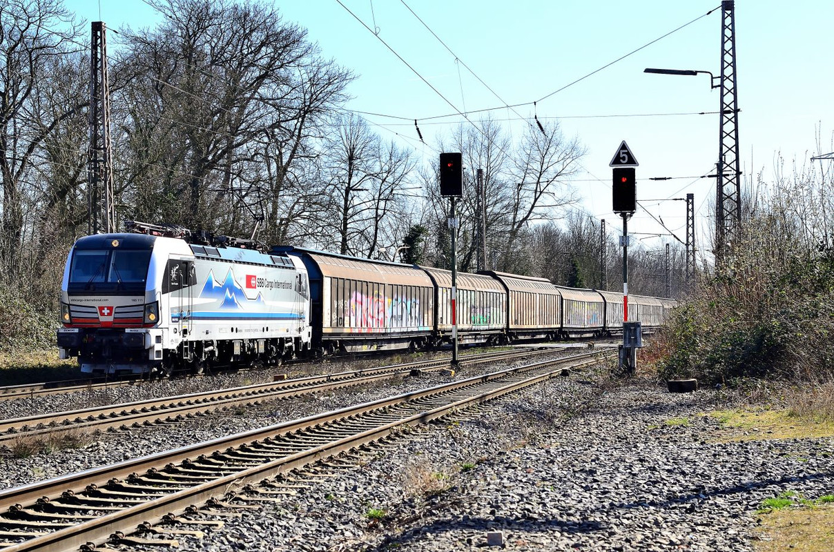 193 111 — Postimages