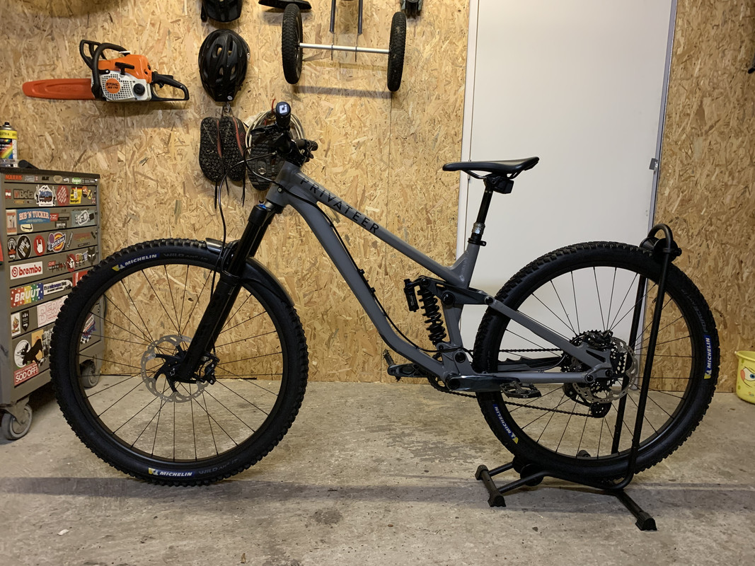 E8062 DC7 C770 4265 9 A18 AB06 ADAAA9 AC — Postimages