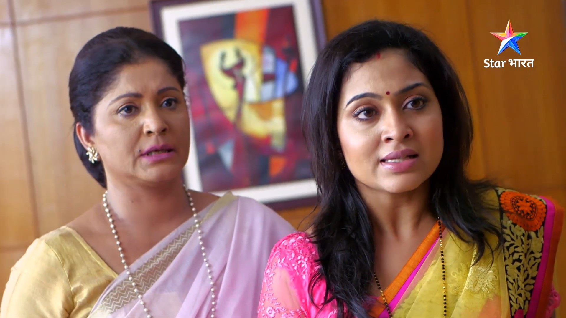 Piyali Munsi Sexy Deep Navel in Saree mp4 snapshot 00 04 882 — Postimages