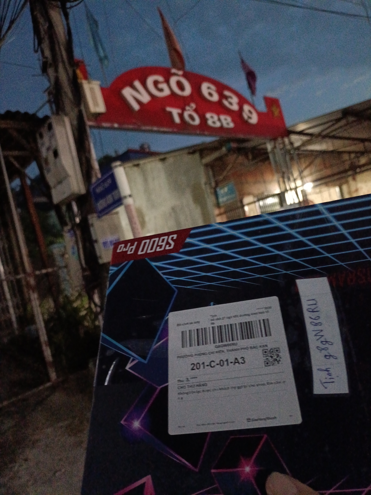 G8GW86RU — Postimages