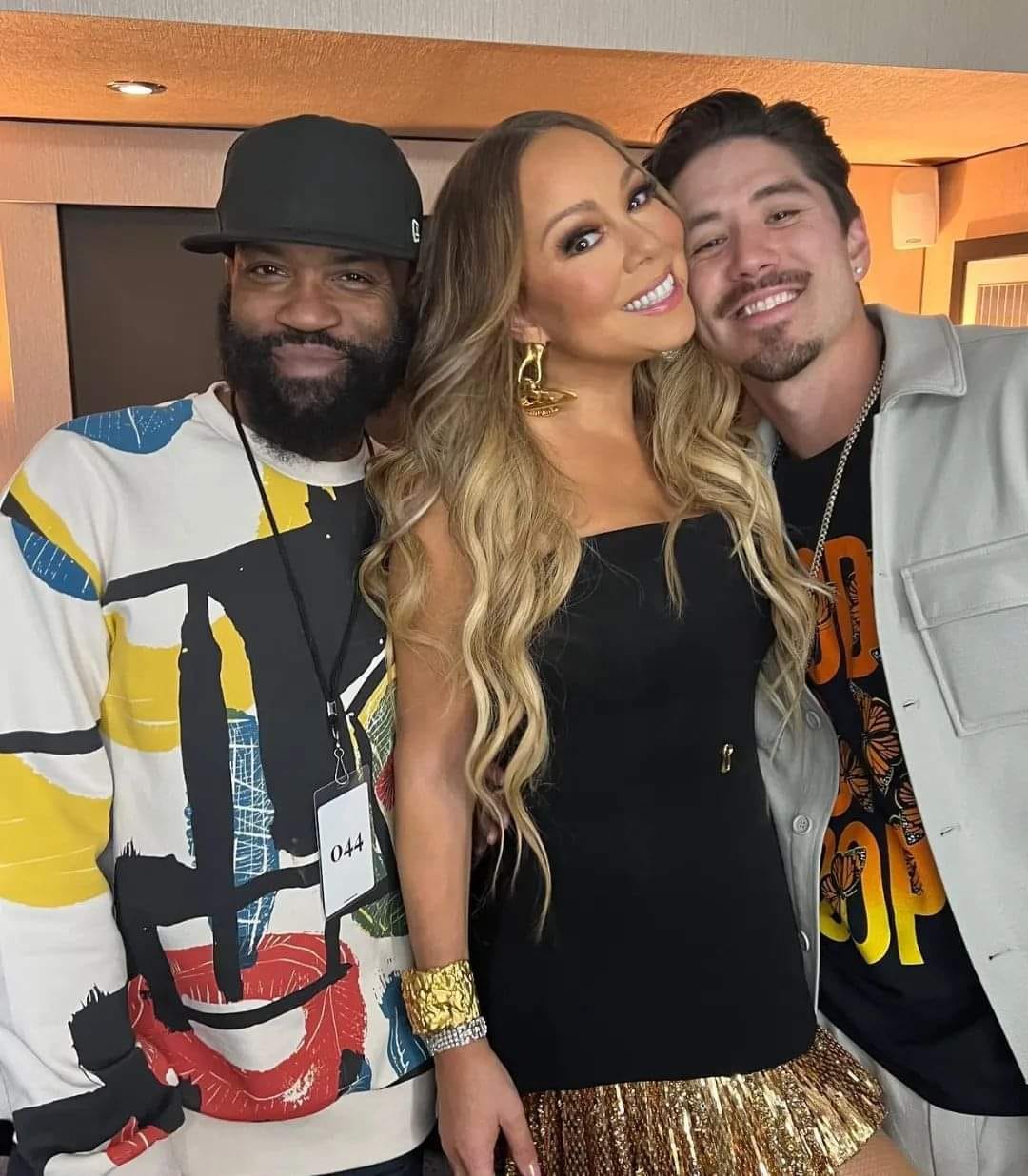 backstage 01 — Postimages