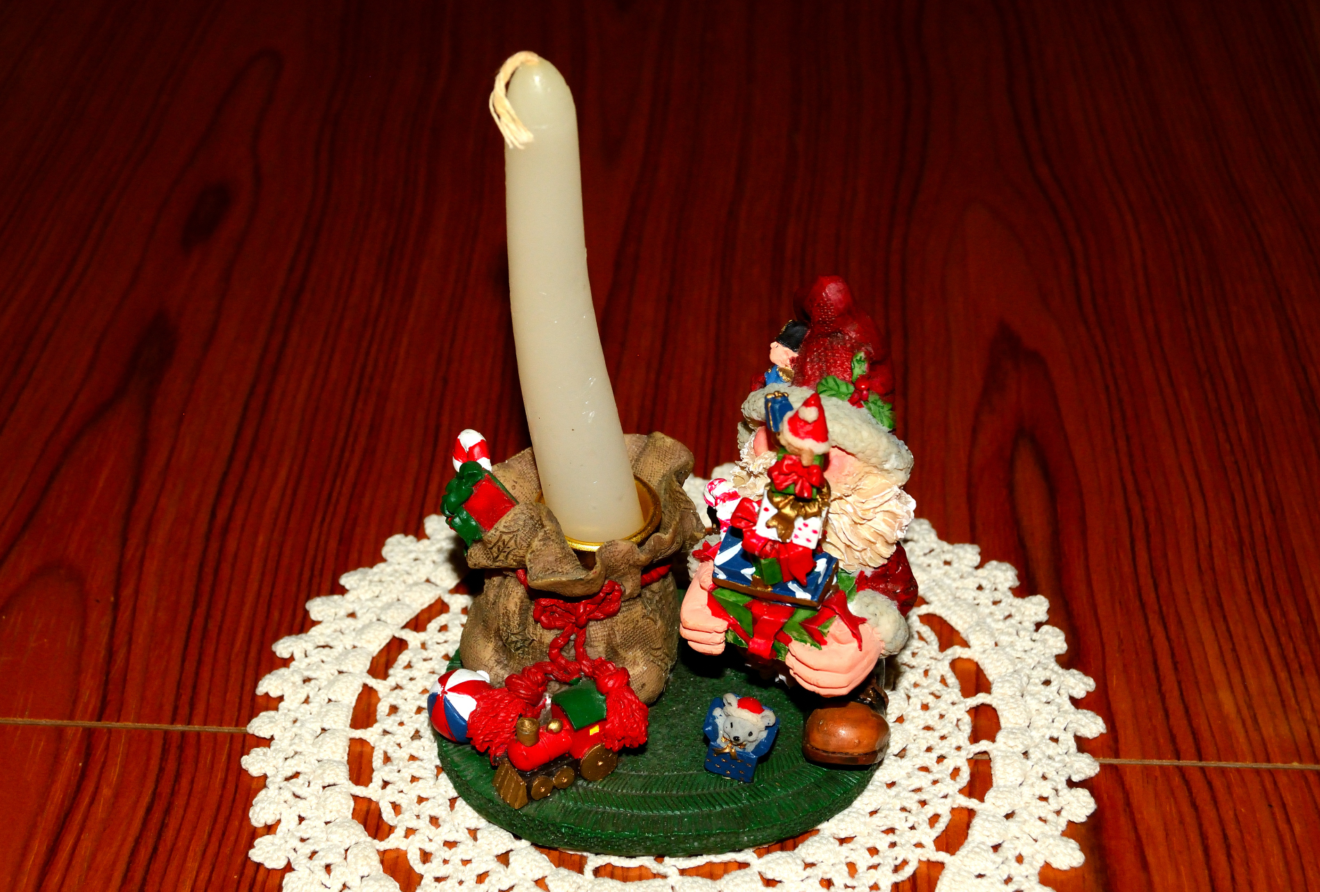 Table Centre piece — Postimages