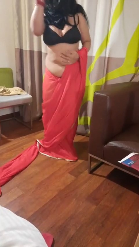Hot Aunties Dance in red and orange saree mp4 snapshot 03 13 229 — Postimages