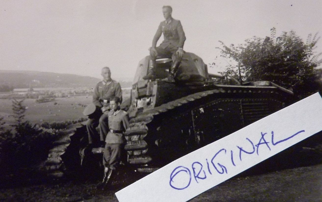 t15) Tank CHAR B — Postimages