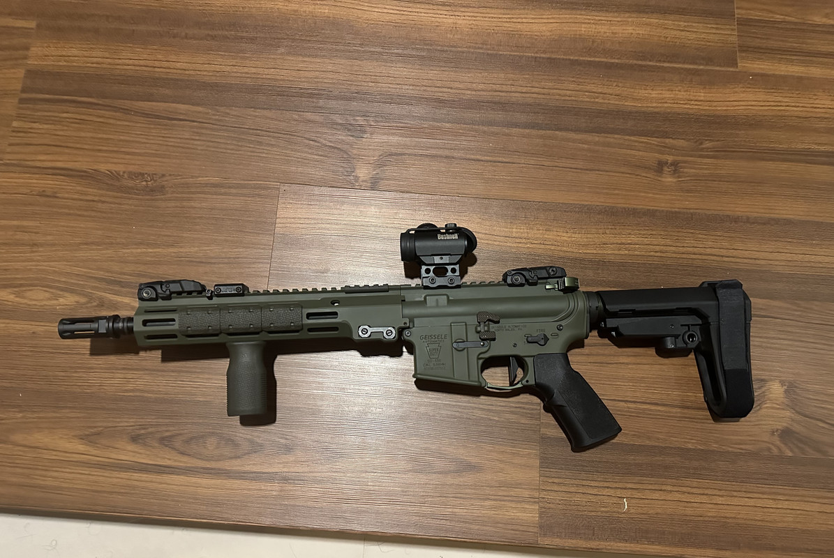 D743629 E FC05 4 B6 C B9 F3 72320 B9 FCAEC — Postimages