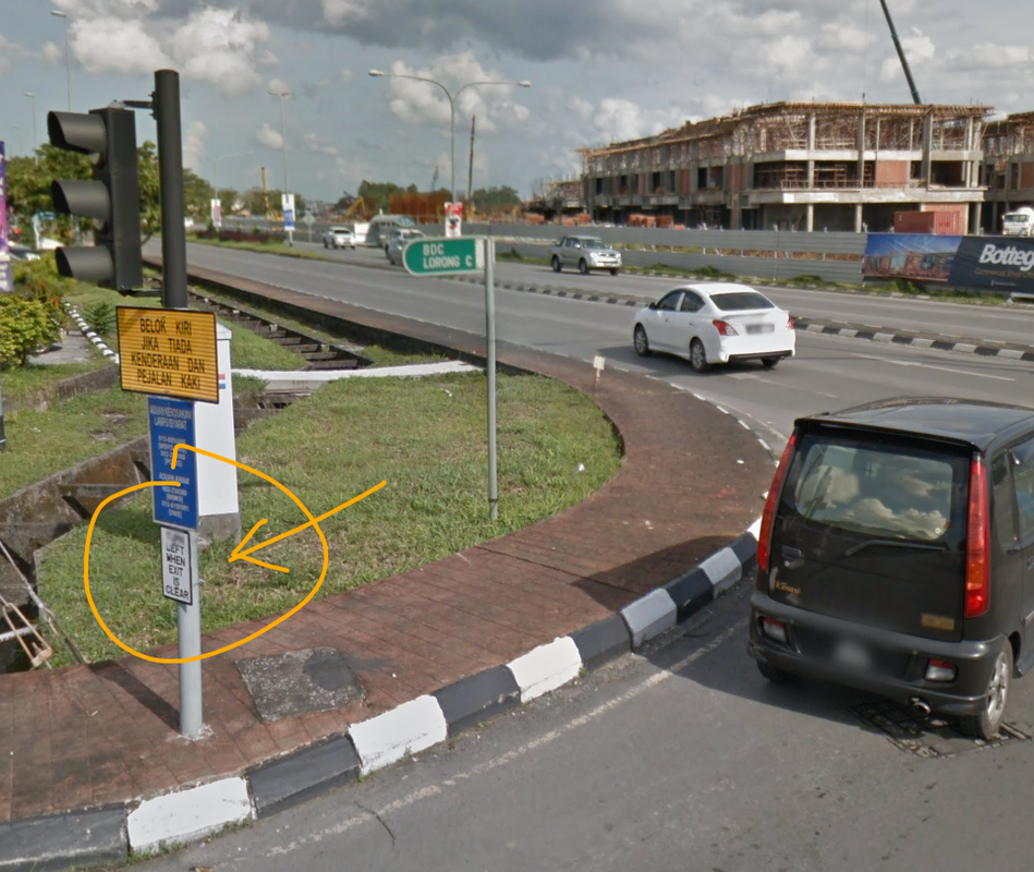 4 way collector/arterial intersection : r/CitiesSkylines