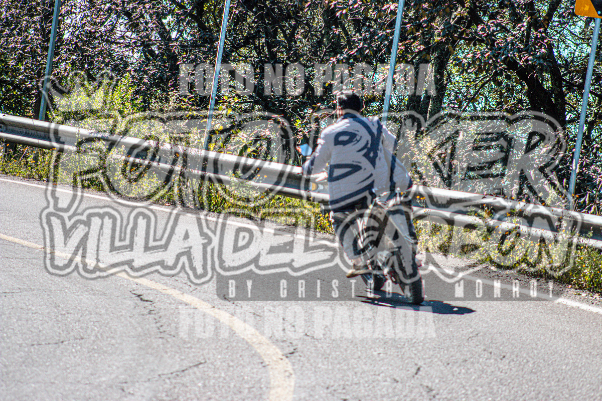 CV 121 — Postimages