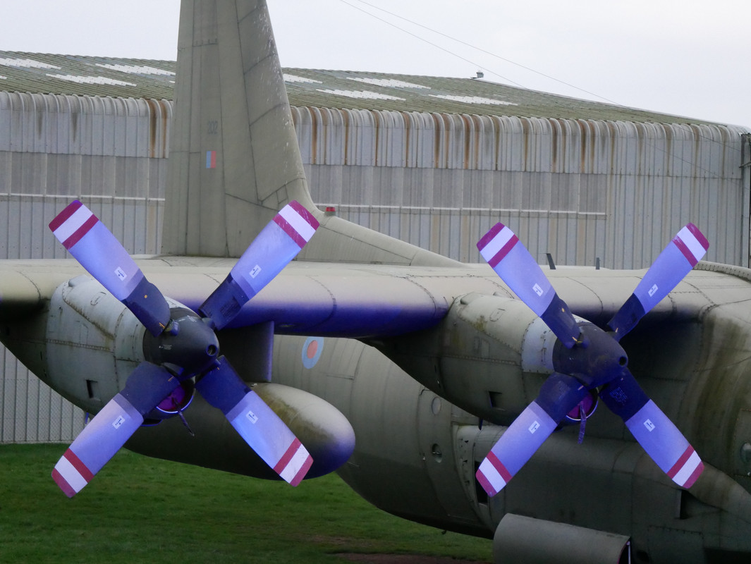 C130,XV208, One plane, 3 very different stories. - Page 7 - Work in ...