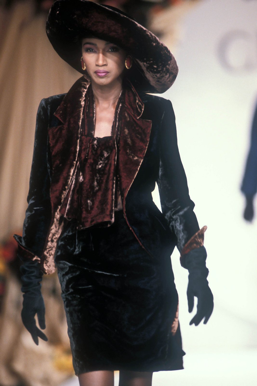 Fashion Classic: Christian DIOR Haute Couture Fall/Winter 1990 ...