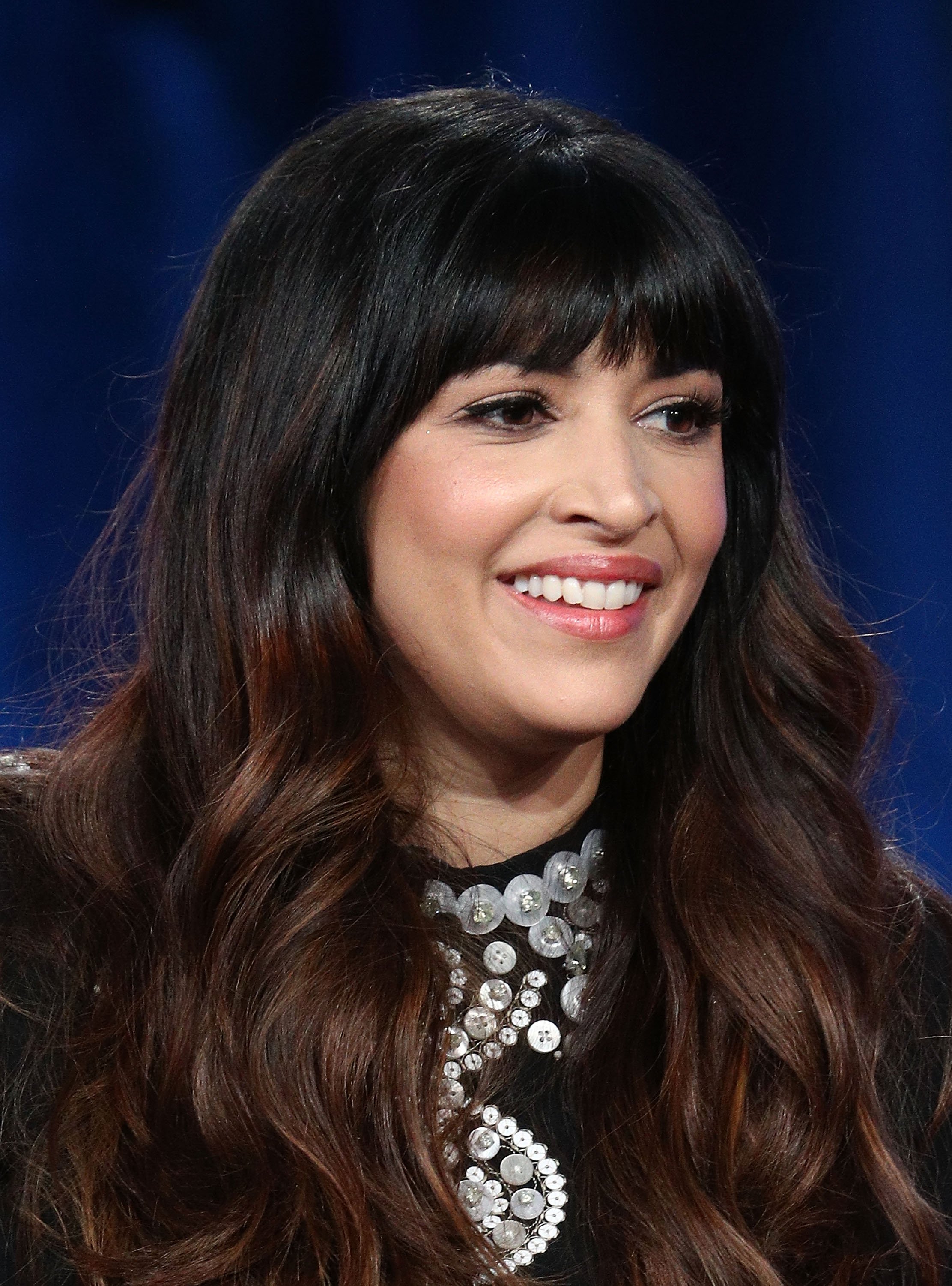 hannah simone fox new girl tv show panel tca winter press tour l ...