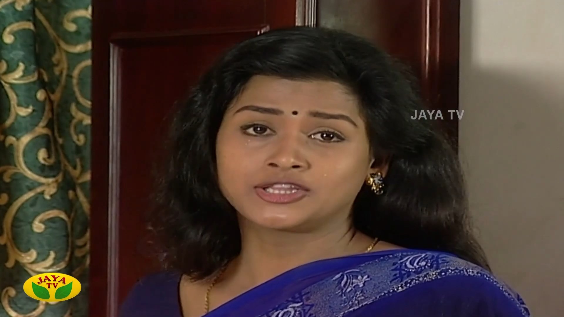 Tamil Serial actress and ranjini navel in saree mp4 snapshot 01 13 025 ...