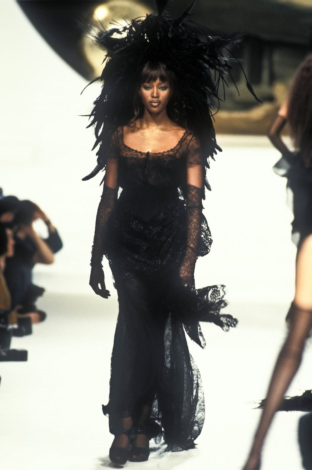 Fashion Classic: CHANEL Haute Couture Spring/Summer 1994 | Lipstick Alley