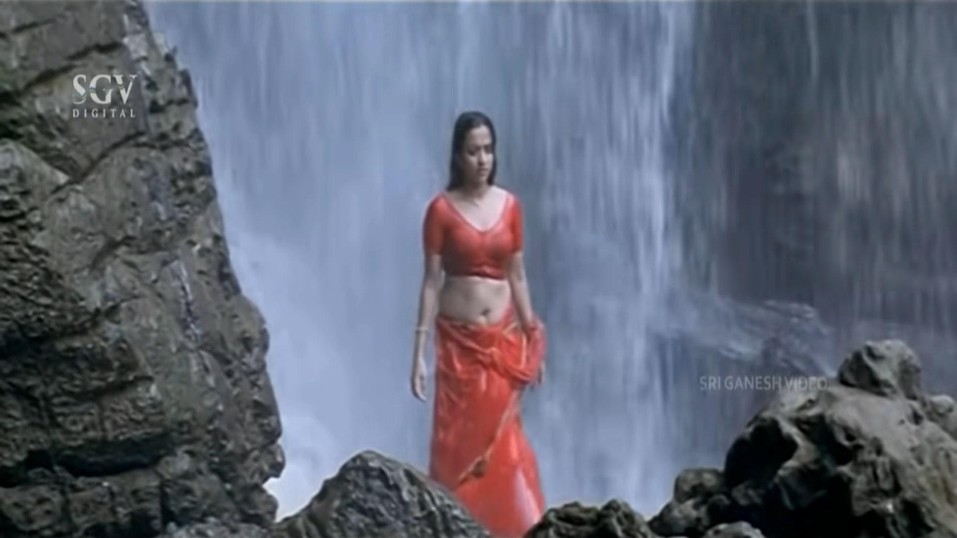 Aparna Krishnappa Hot Steamy Wet Scene Showing Big Deep Navel and Boobs Ramya Chaithrakala mp4 ...
