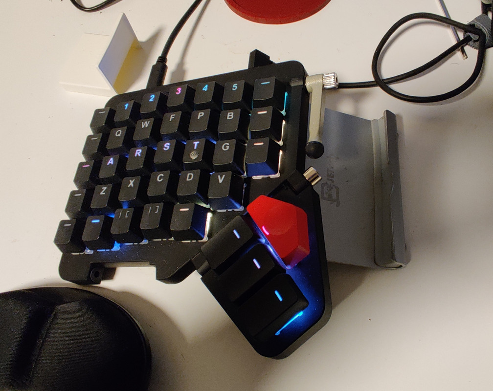 Budget tenting solution : r/ErgoMechKeyboards
