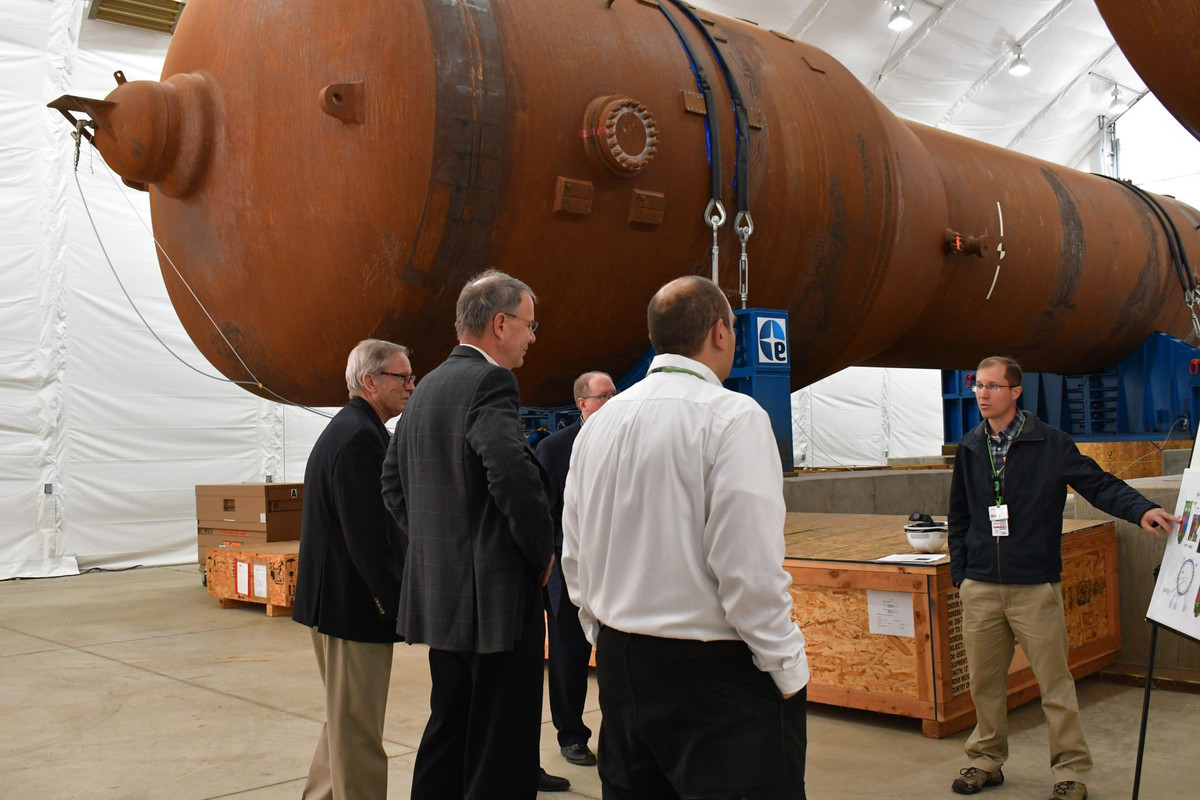 Ever wonder what a new steam generator looks like? > General Discussion ...