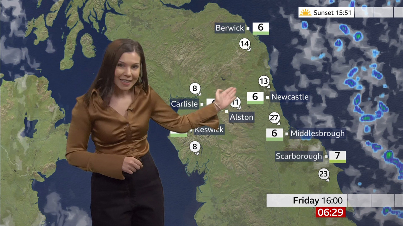 11 24 06 20 49 Bob's Burgers When Teddy's family unexpectedly an ts snapshot 09 31 591 — Postimages