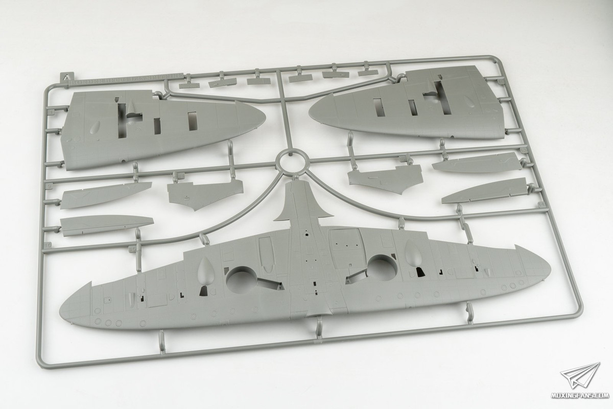 1/35 - Supermarine Spitfire Mk.Vb by Border Model - released - Page 2 ...