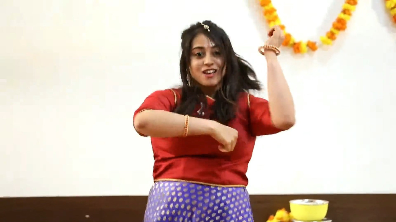 Cute Busty Desi Girl Dancing In Red And Blue Costume