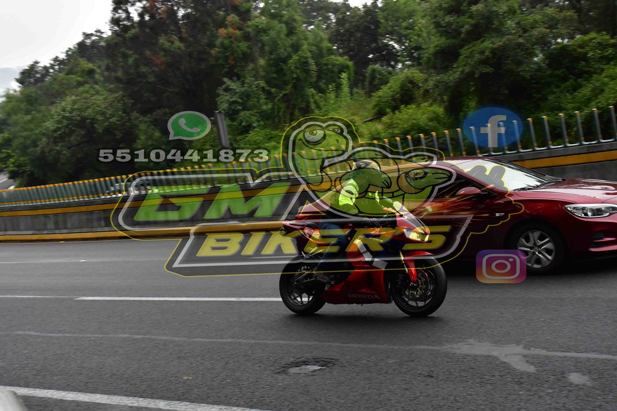 CH2 1066 — Postimages