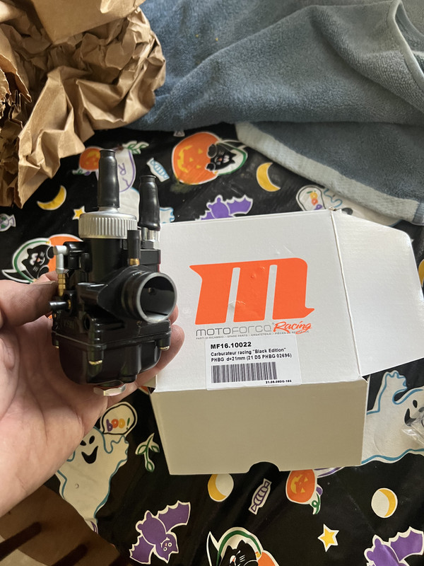 64 CB0102 BC79 4770 BBE6 73 E4 B5223474 — Postimages