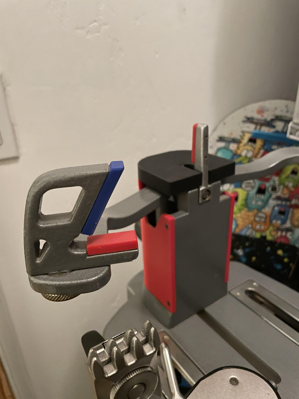 Are 2 point mounting systems safe? | Talk Tennis