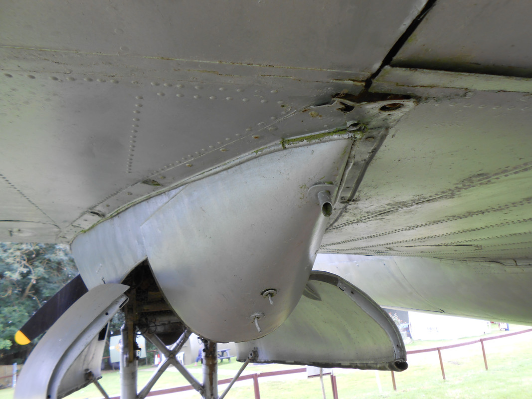 1/72nd Valom Vickers Valetta C.1 ***FINISHED**** - Page 2 - Work in ...