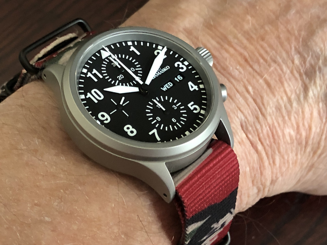 CE203 B8 F EB23 459 D 9 C9 F 8247 F1437736 — Postimages