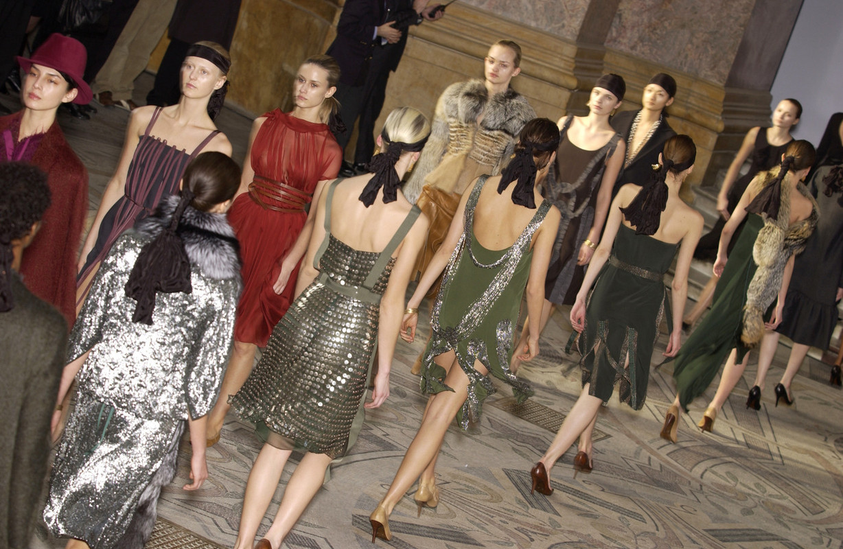 Lanvin Fall 2002 KXz JWTDyh Wx — Postimages