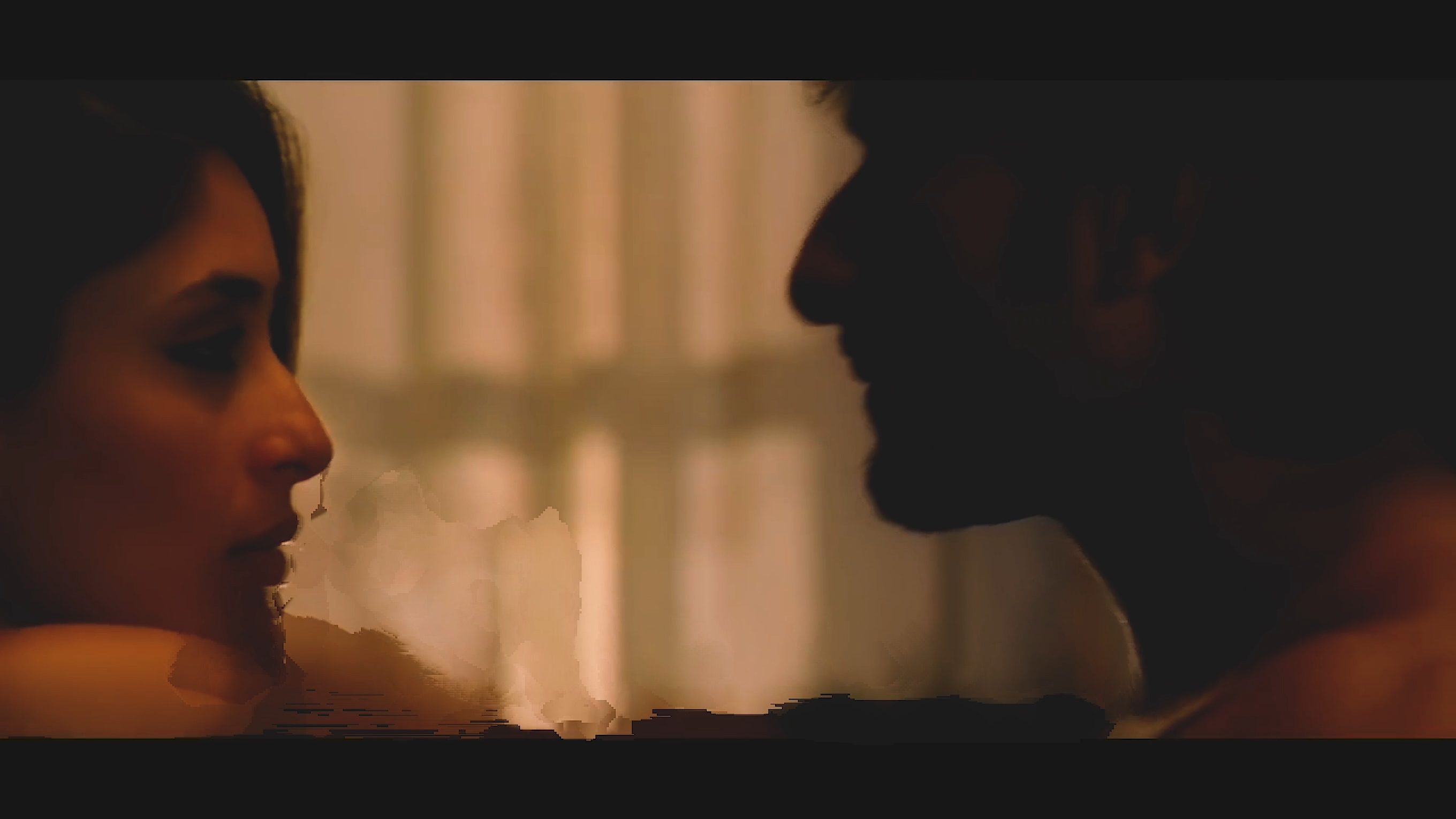 Kareena Kapoor In Kurbaan Hot