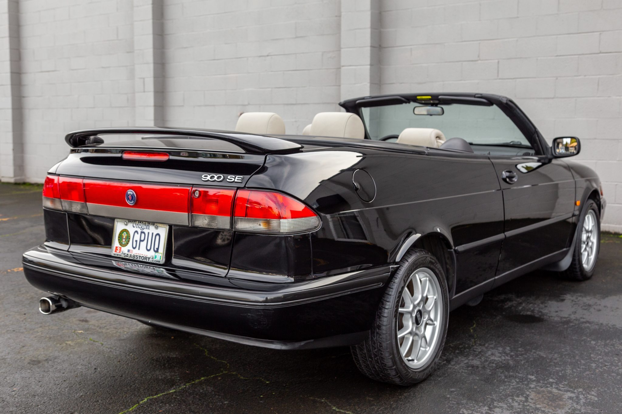 0 97 900 2 — Postimages