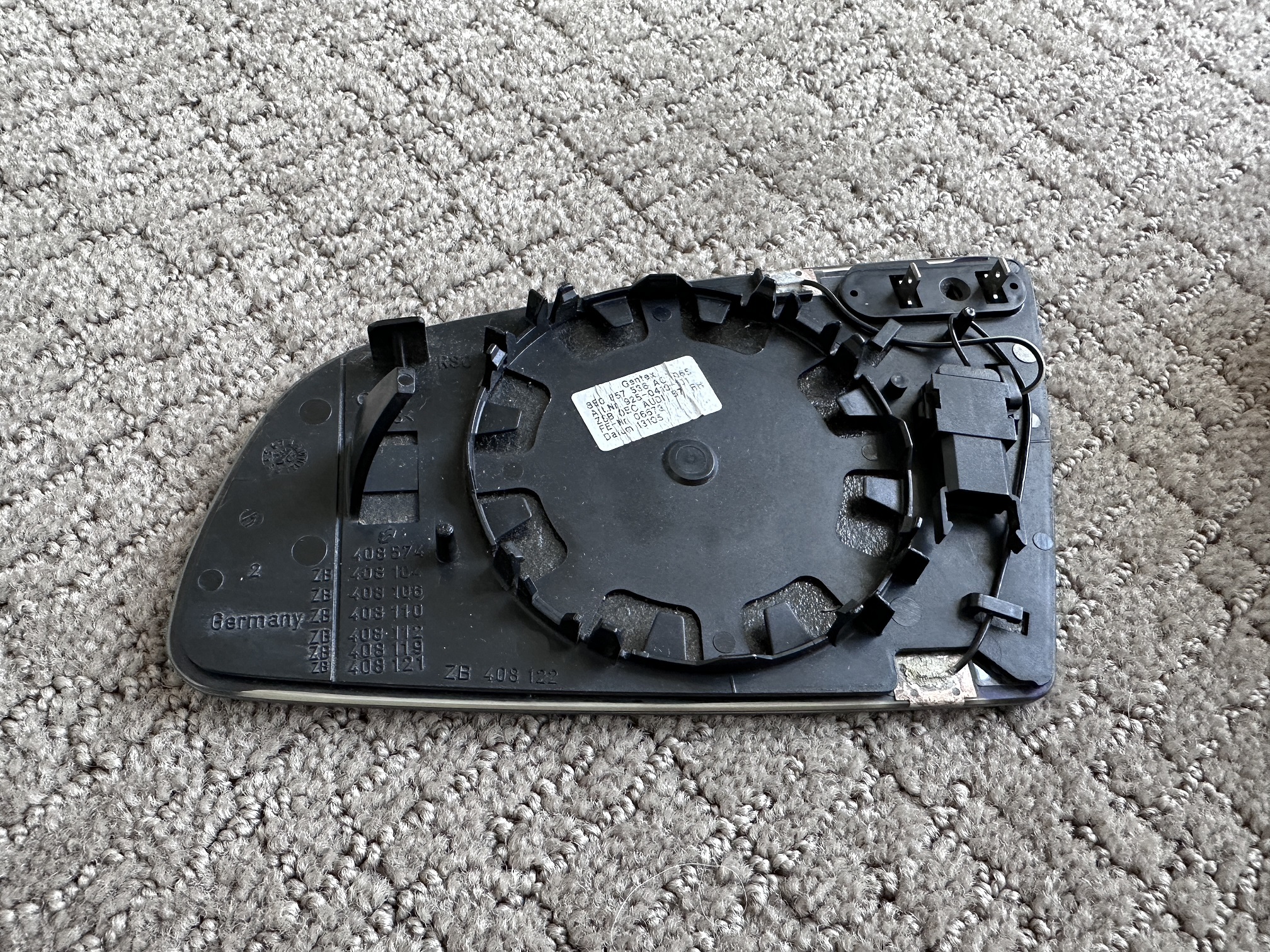 B7 Mirrors 03 — Postimages