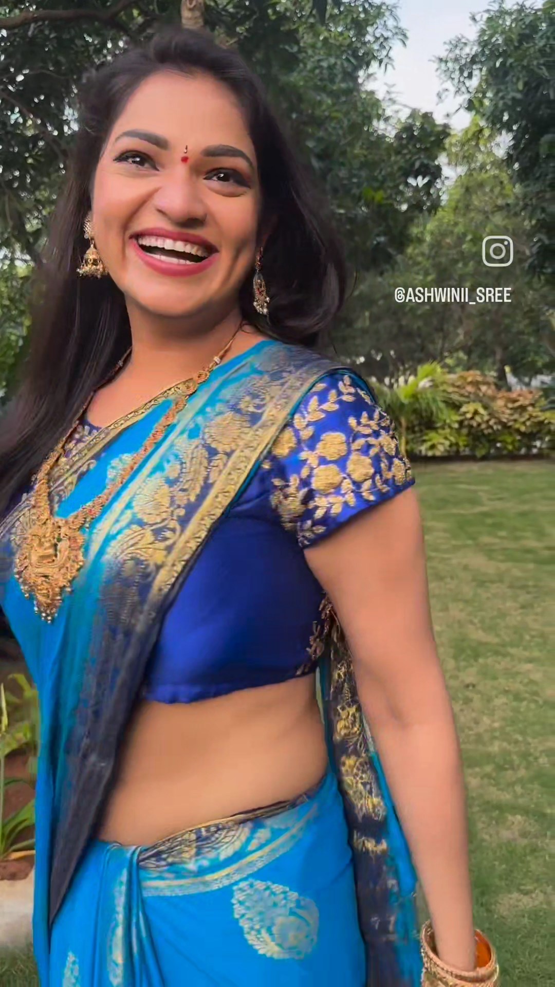 Ashwini Sexy Big Open Navel in Blue Saree mp4 snapshot 00 18 363 — Postimages
