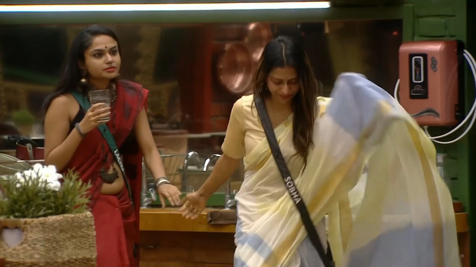 Big Boss Lachu Hot pierced Navel compilation mkv snapshot 03 43 095 ...