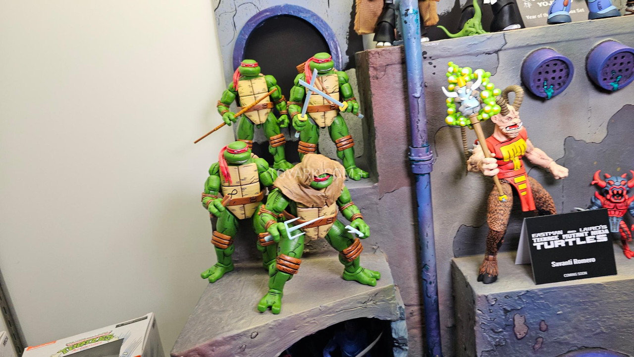 NYTF23 NECA TMNT Display 057 — Postimages