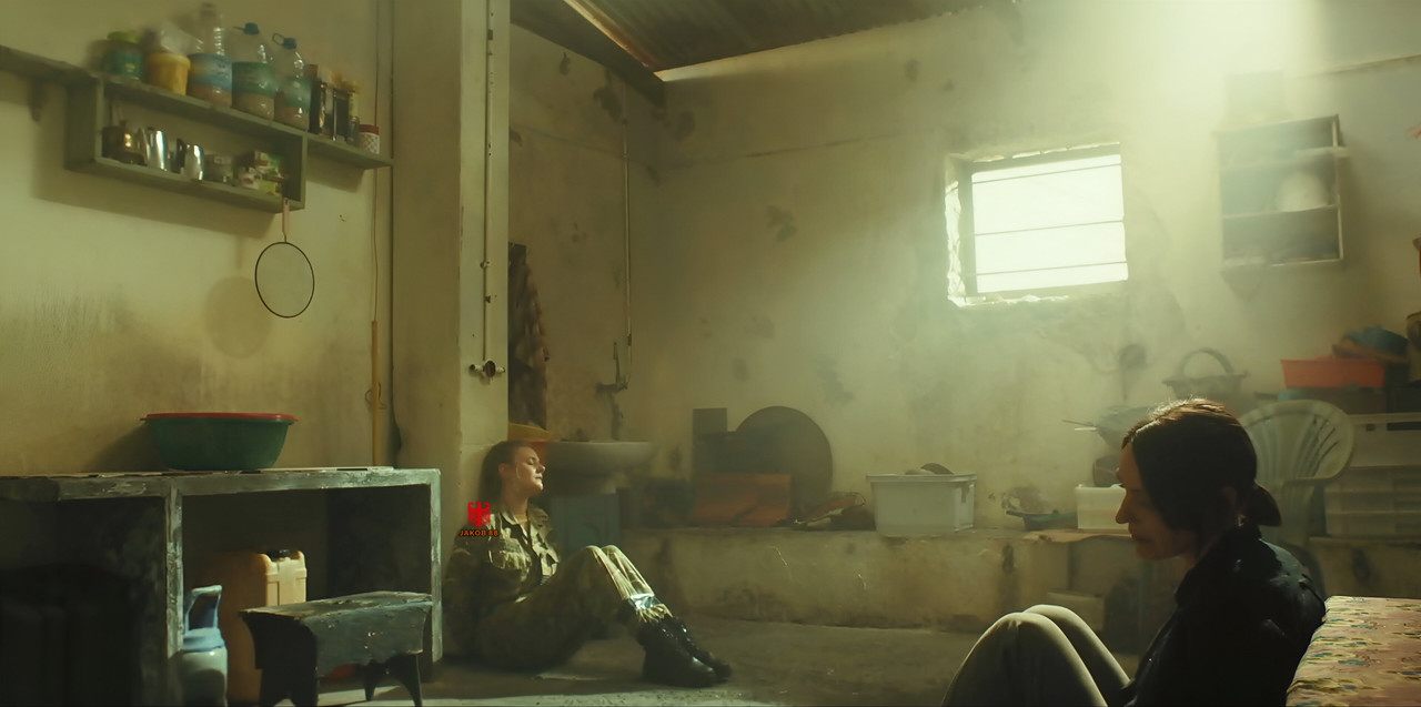 Romola Garai 11 Vigil S02 E04 — Postimages