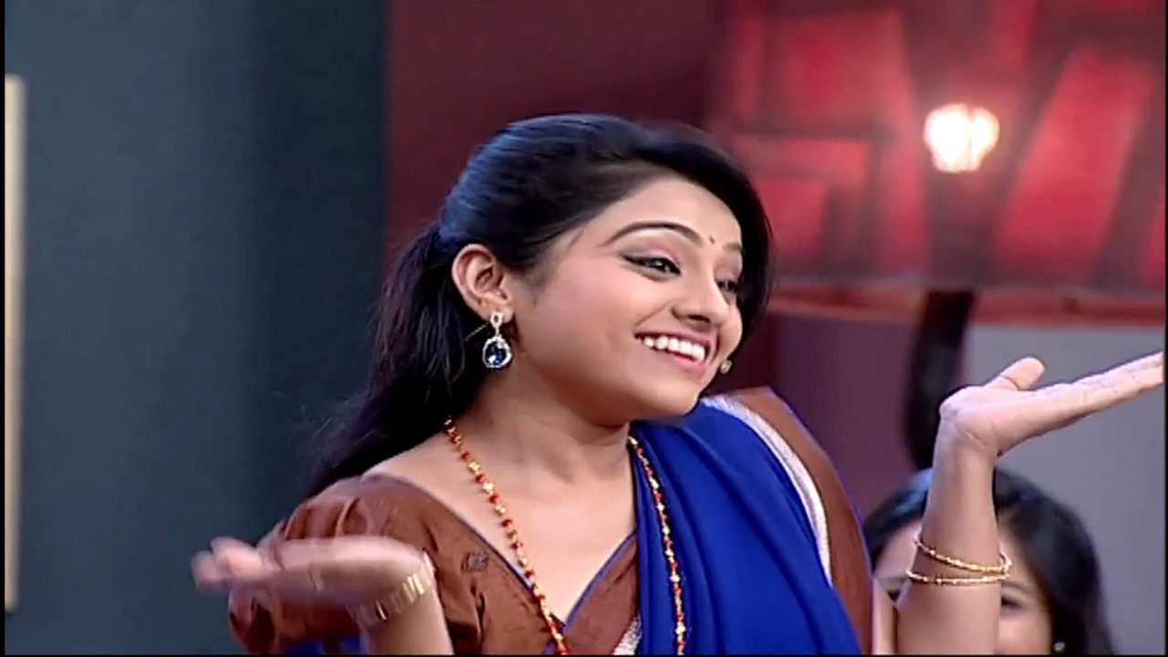 Dhanya Deepika Sexy Open big Deep Navel Show while dancing mp4 snapshot ...