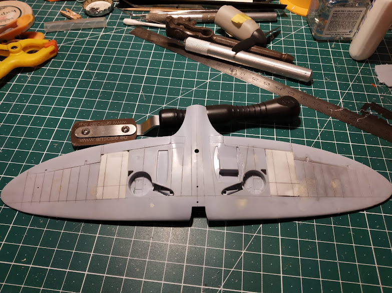 Spitfire Type 300 early Prototype: conversion with Airfix-Kit 4100 1:48 - Work in Progress ...