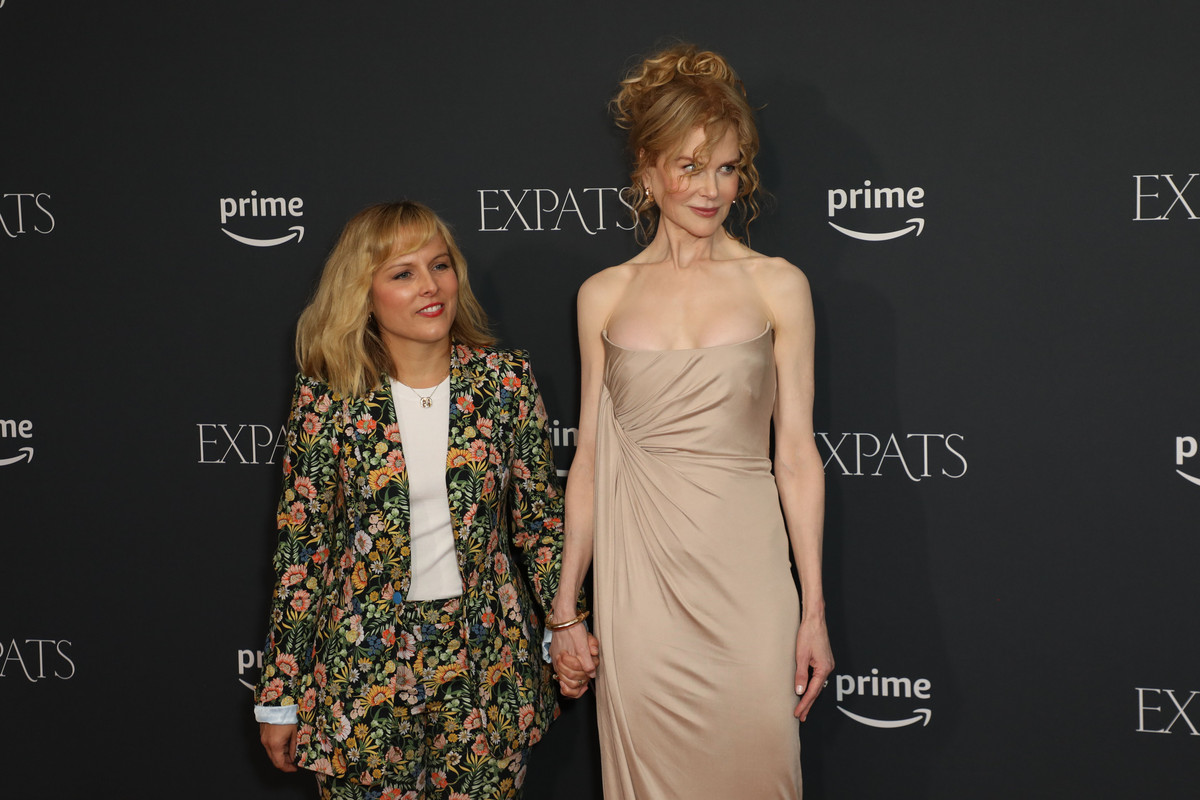 11 (71) — Postimages