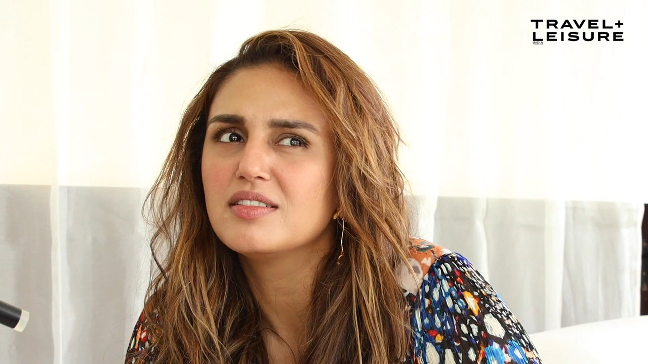 Huma Qureshi Rare Open Cleavage Show Bold Photoshoot